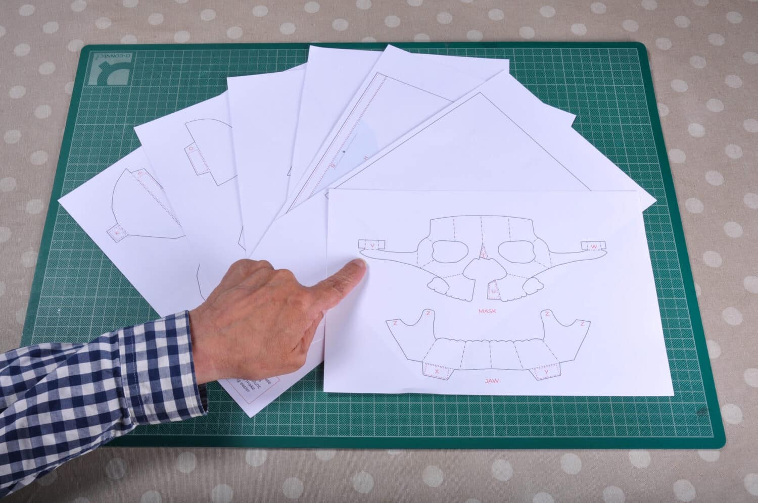 How to Make a Pop-Up Skull - Papersmyths