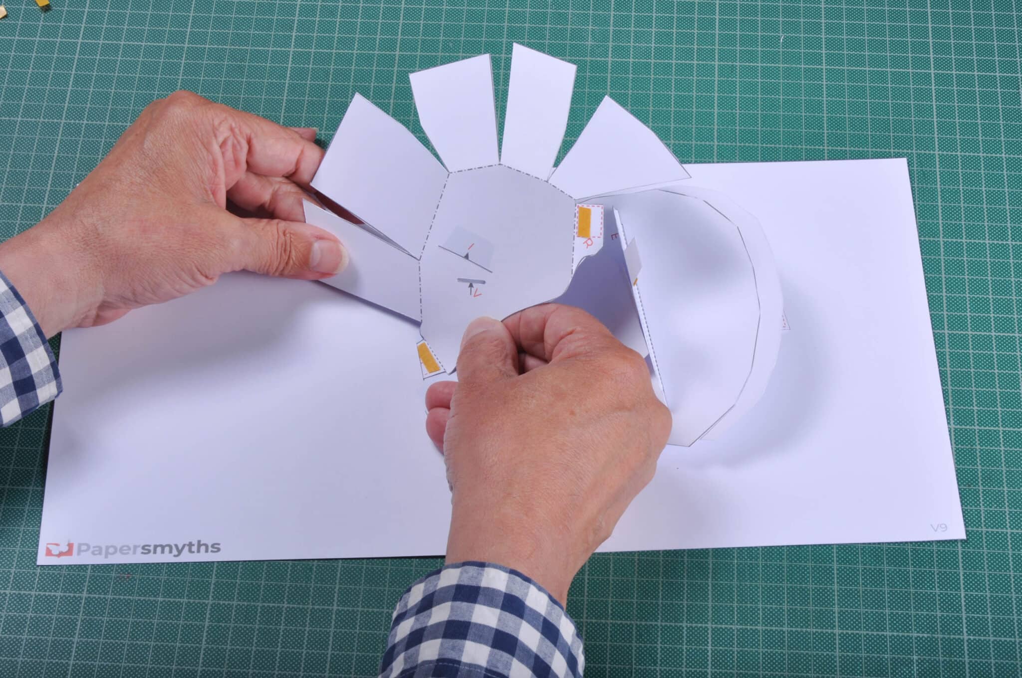 How to Make a Pop-Up Skull - Papersmyths