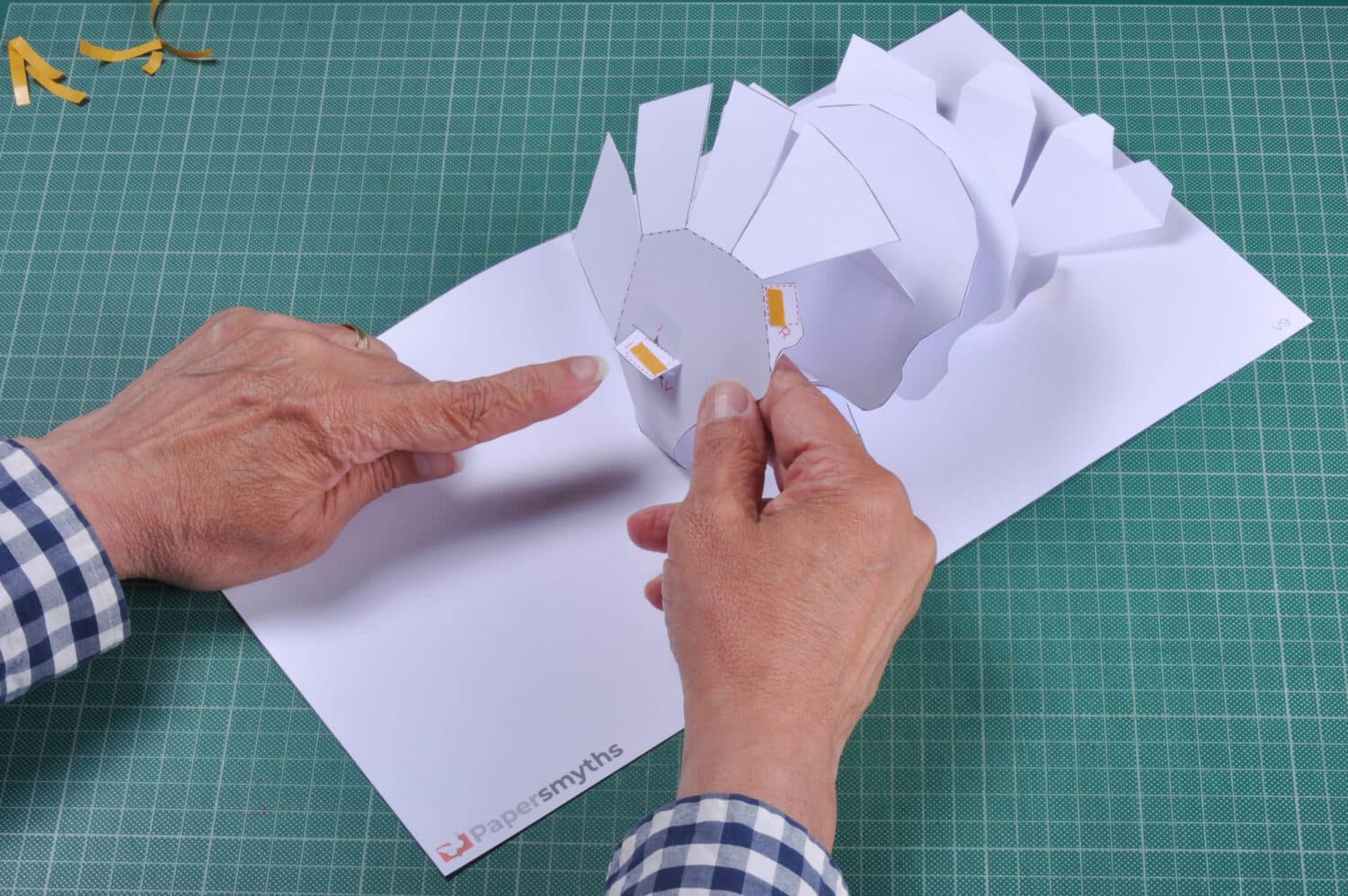 How to Make a Pop-Up Skull - Papersmyths