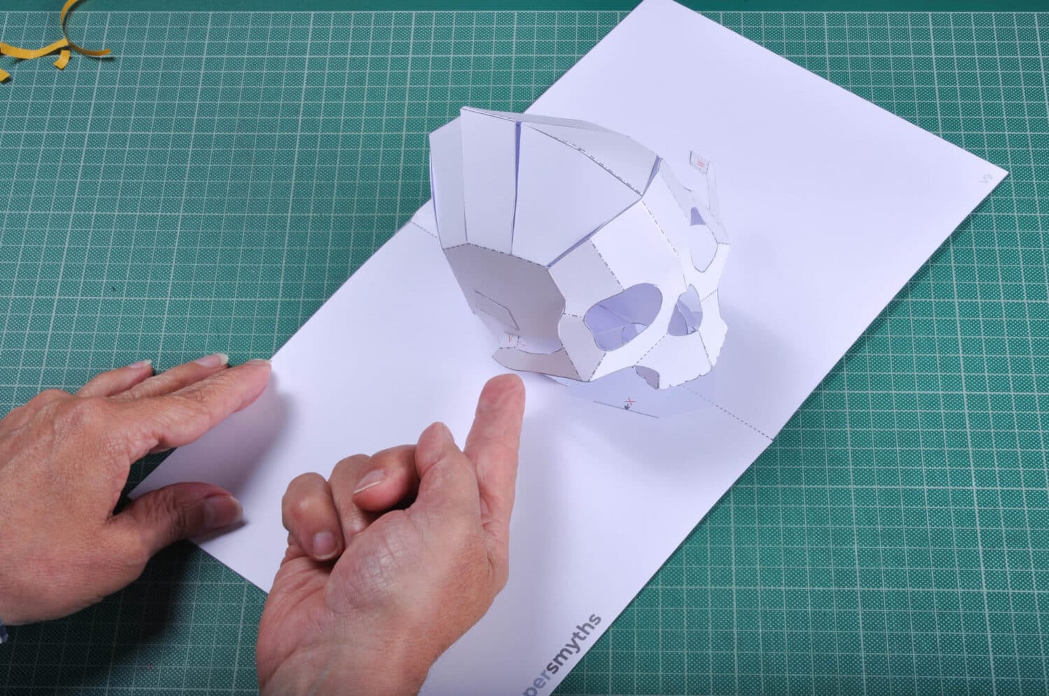 How to Make a Pop-Up Skull - Papersmyths