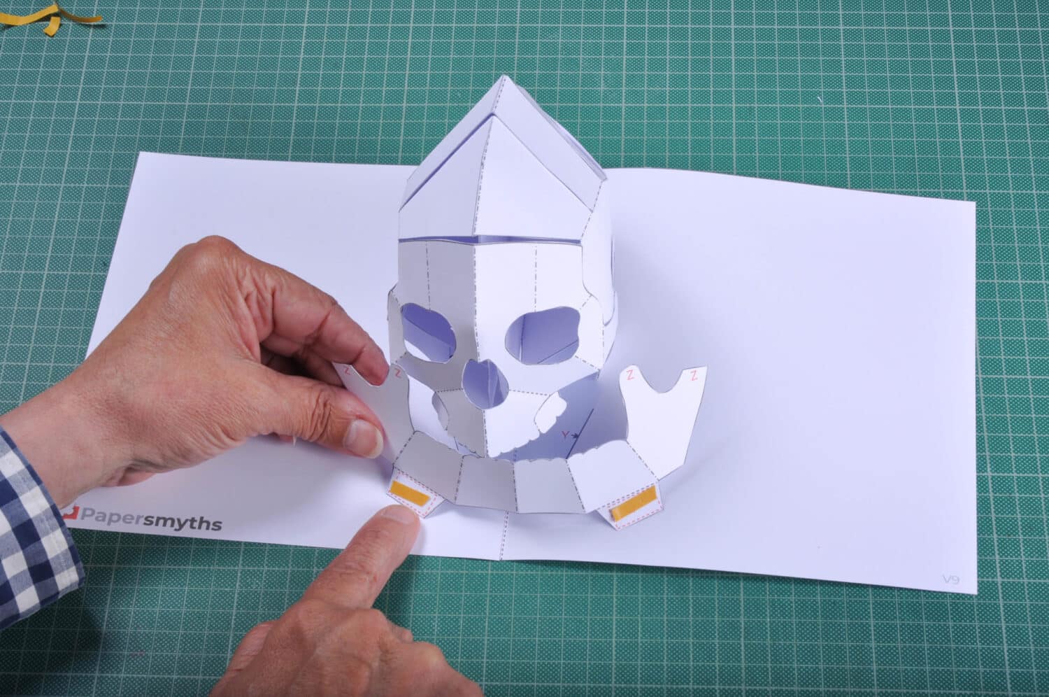 How to Make a Pop-Up Skull - Papersmyths