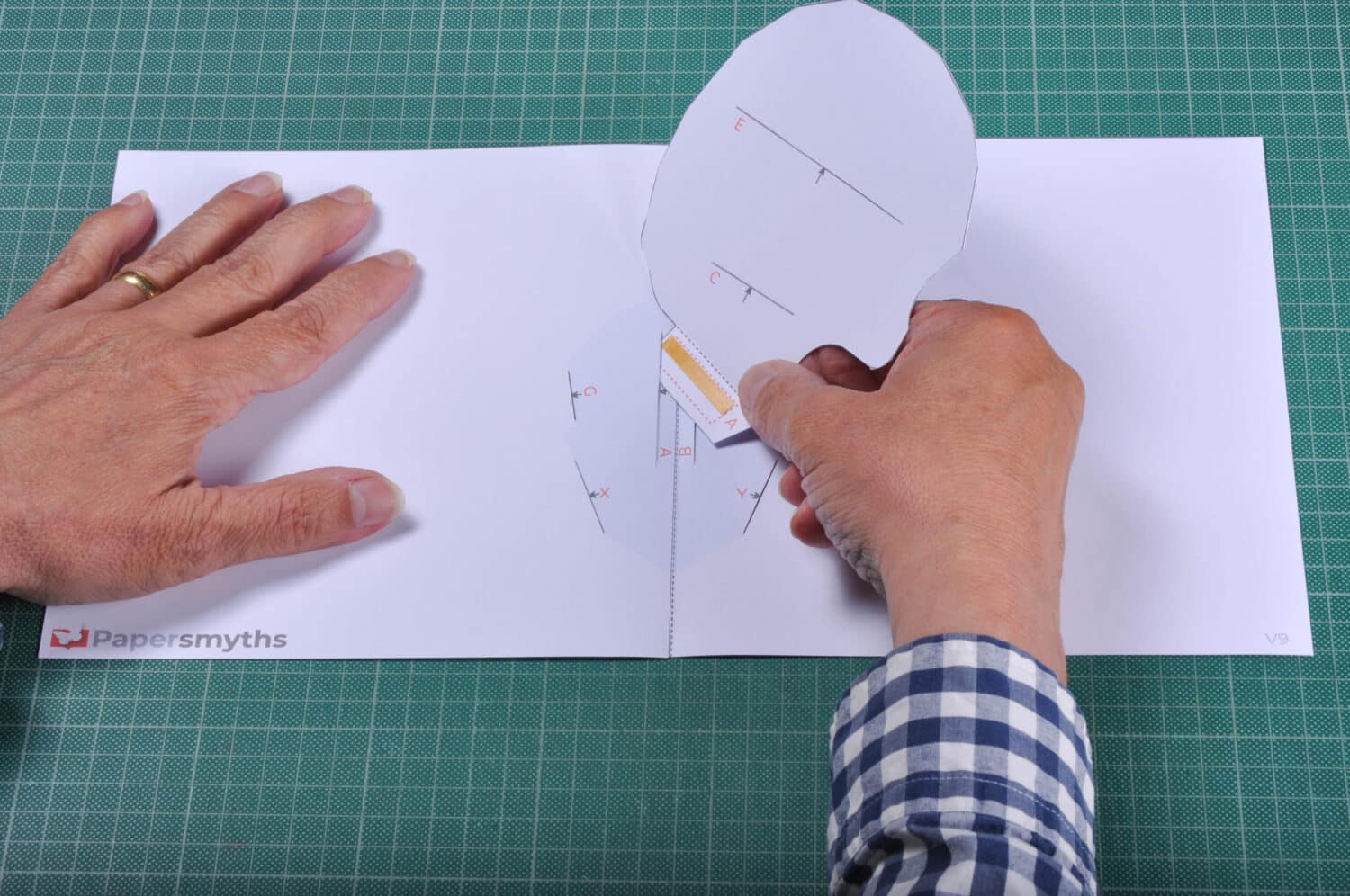 How to Make a Pop-Up Skull - Papersmyths